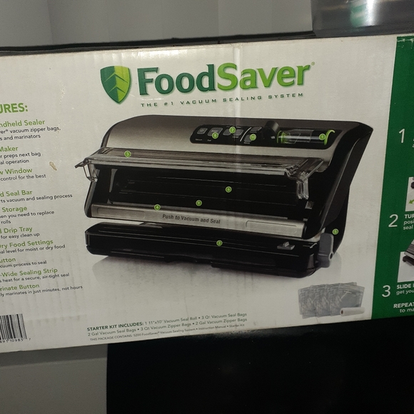 Foodsaver | Kitchen | Foodsaver Vacuum Sealer | Poshmark